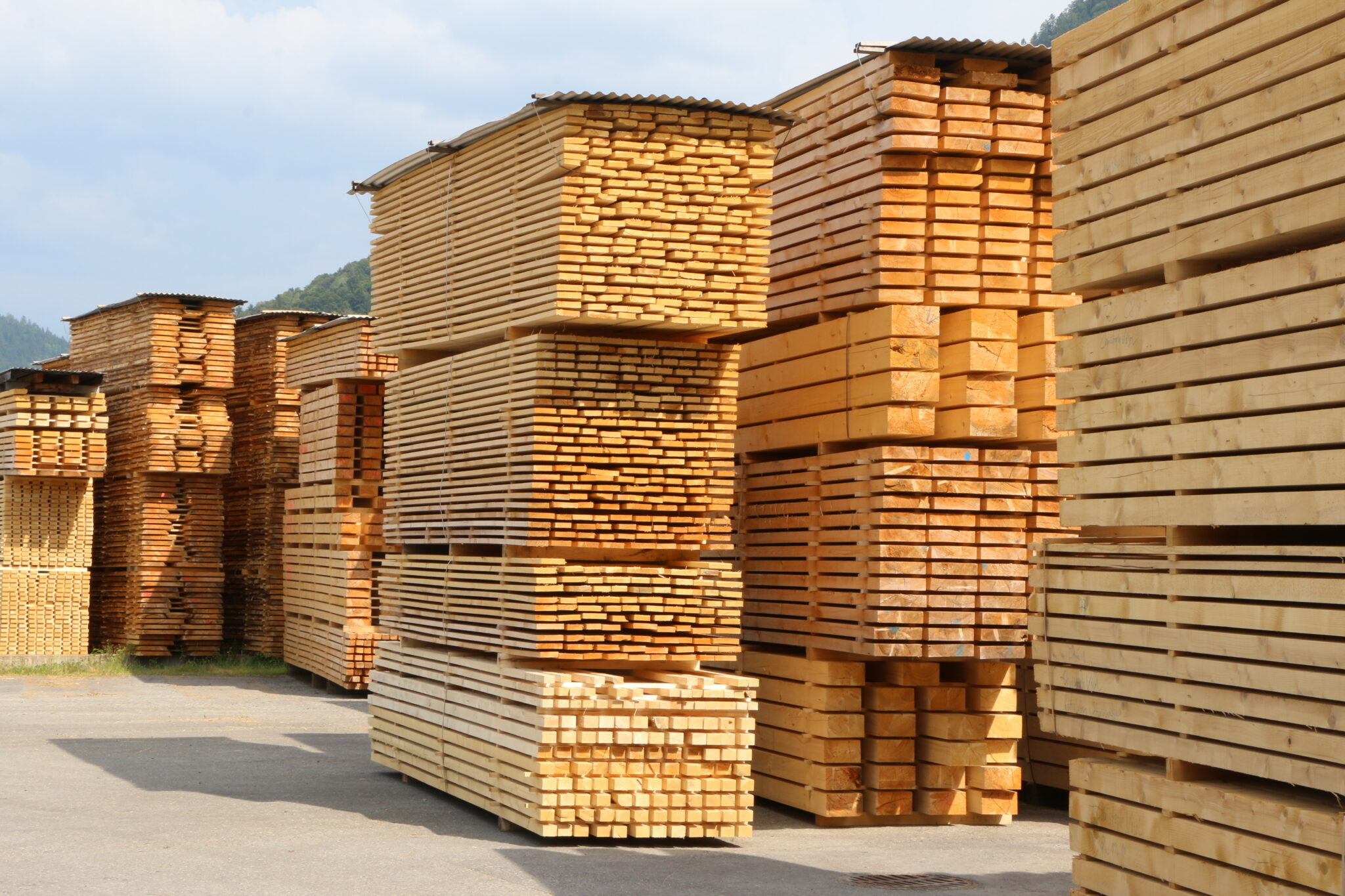 Wood Heat Treating Services | Royal Wood Products Texas